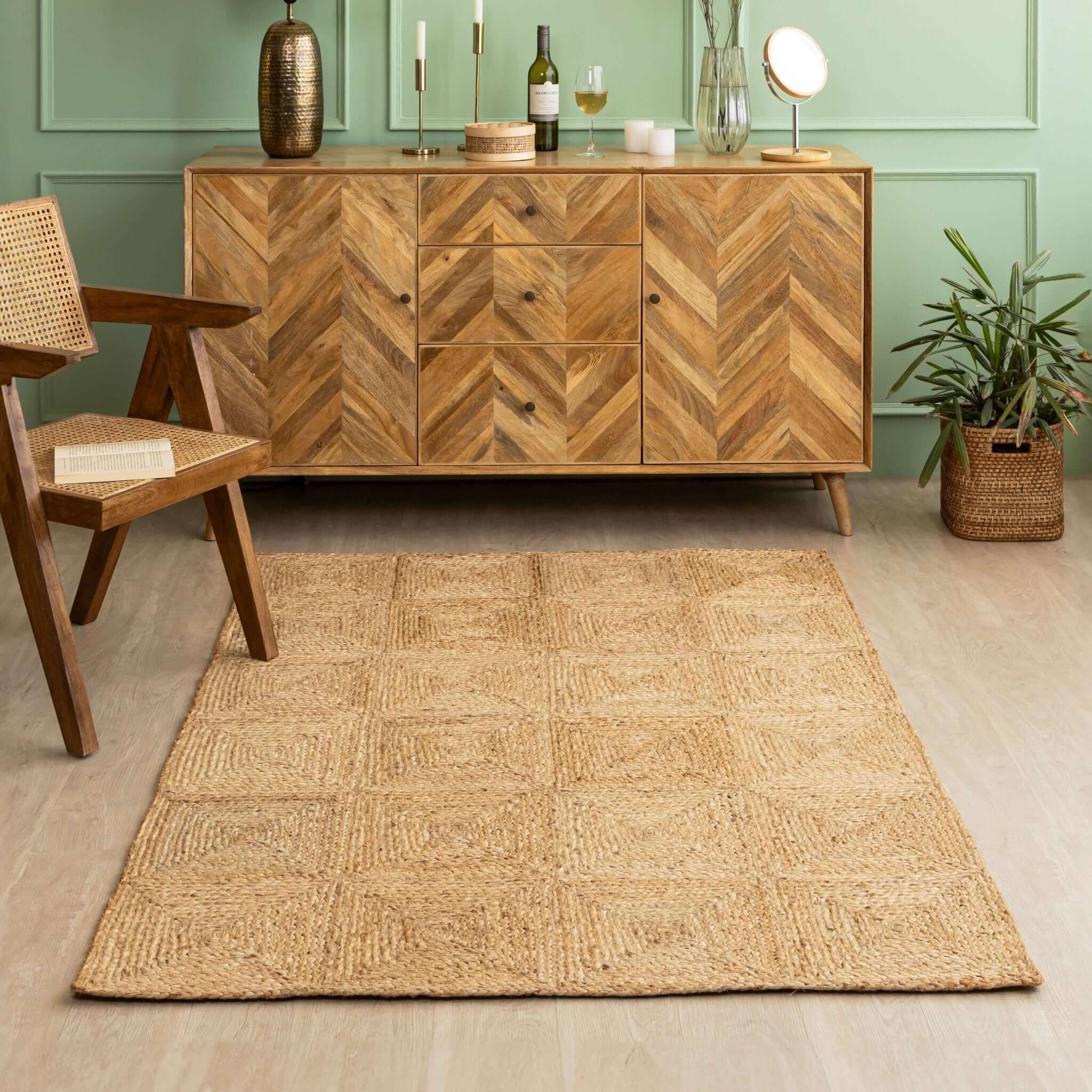 Geometric Pattern Jute RugHandbraided Rustic Eco-Friendly Accent